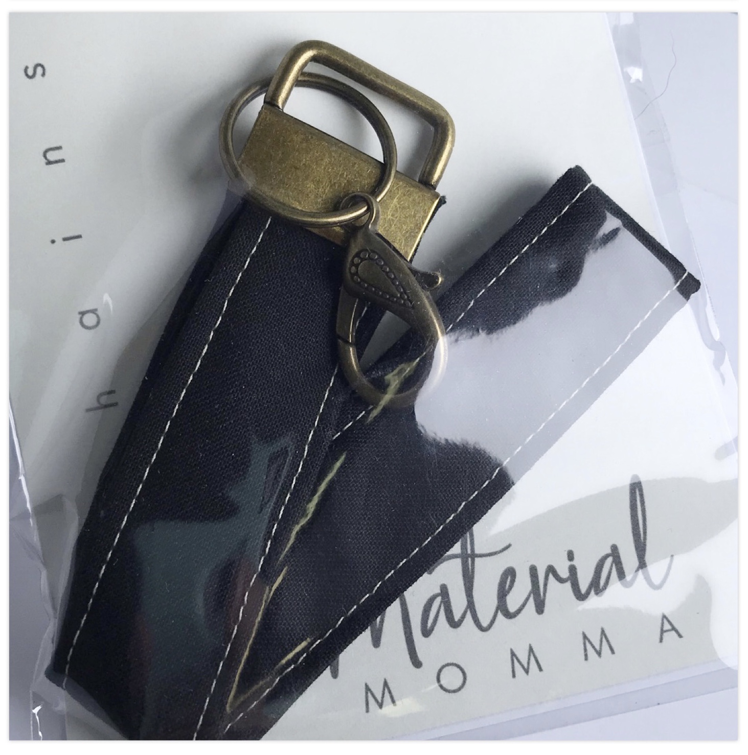 Basic Black Keychain | K-Basic Black | Material Momma